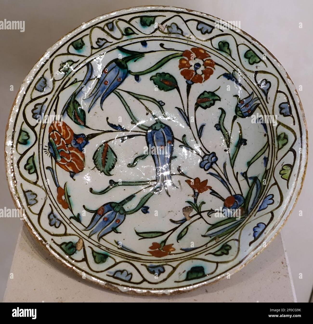 Plate with flowers, Iznik, Turkey, 16th-17th century AD, glazed ceramic ...