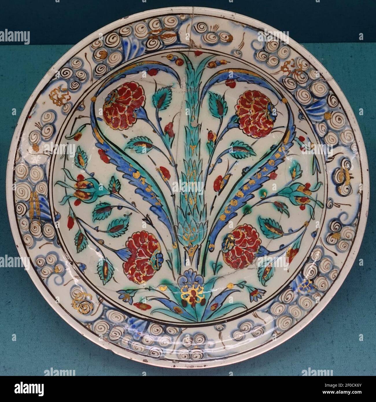 Iznik plate hi-res stock photography and images - Alamy