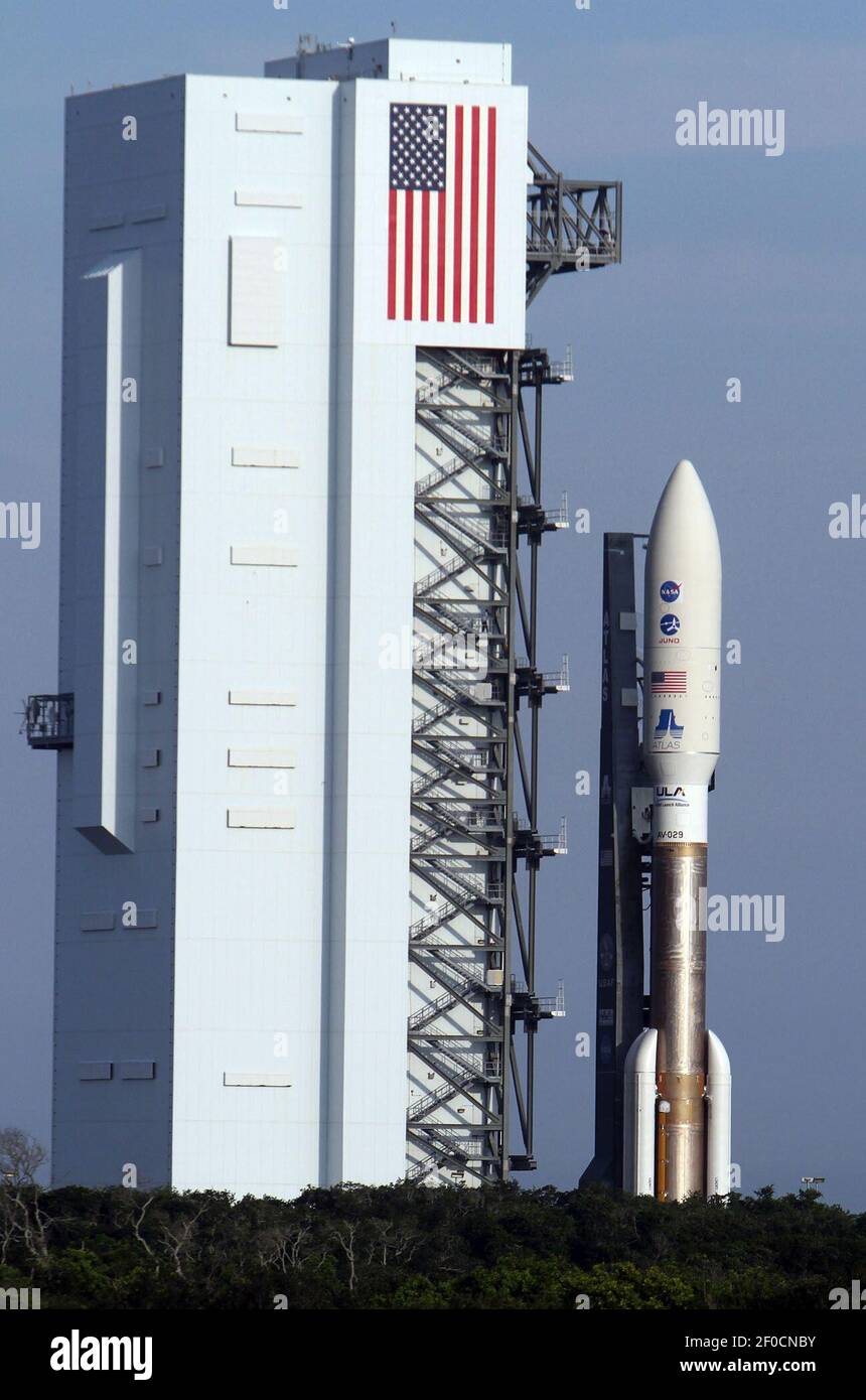 Launch of the juno spacecraft hi-res stock photography and images - Alamy