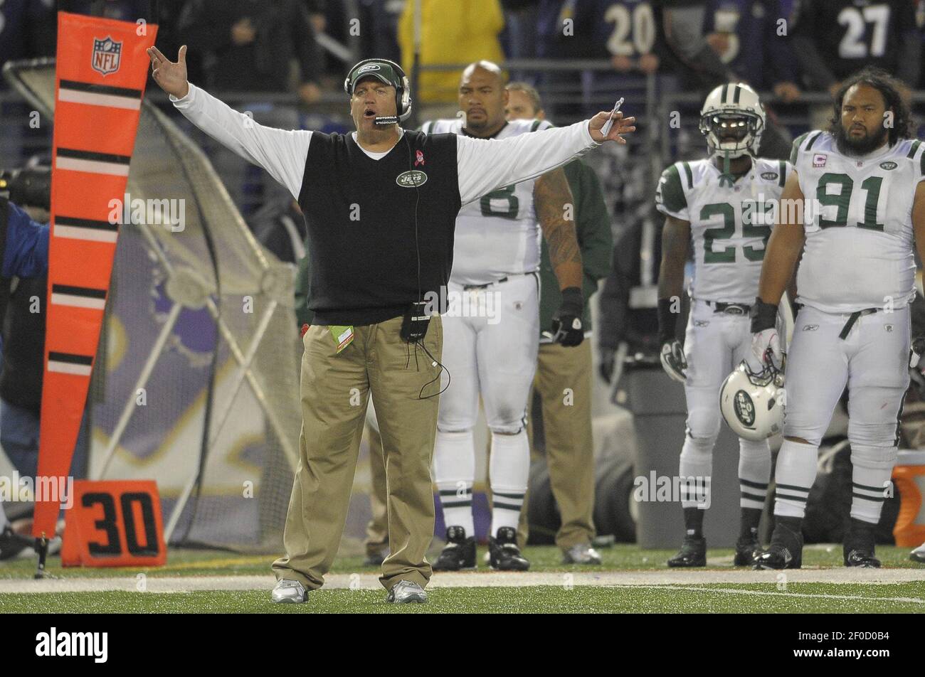 New York Jets coach Rex Ryan protests a fumble call during the 2nd ...