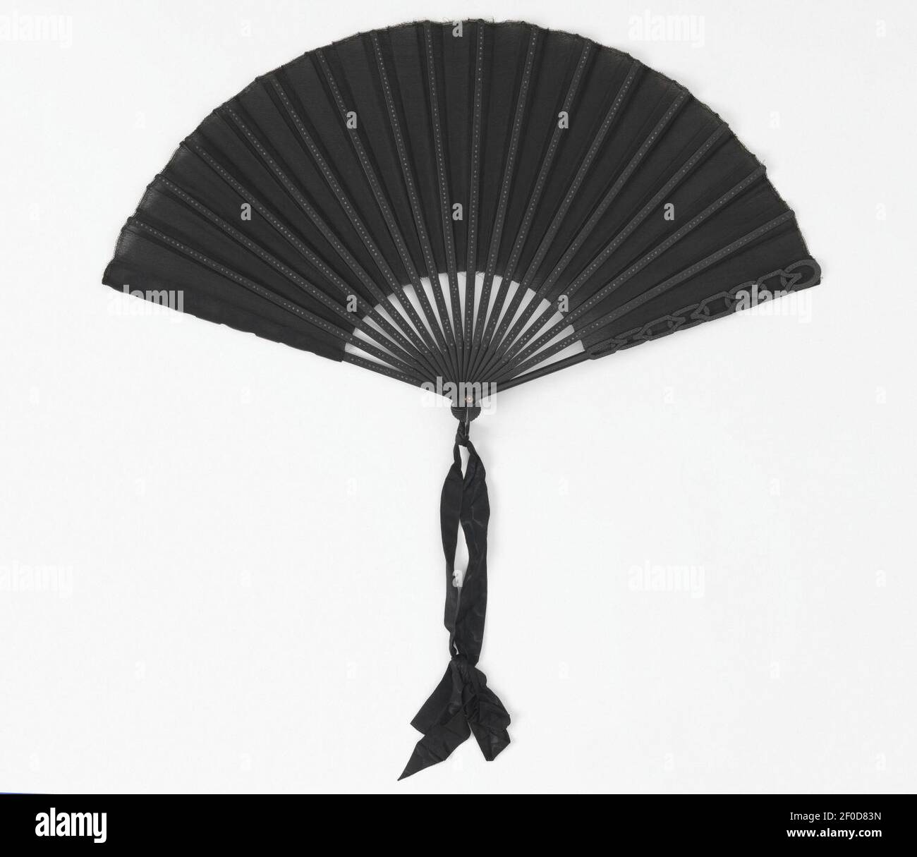 Pleated mourning fan hi-res stock photography and images - Alamy