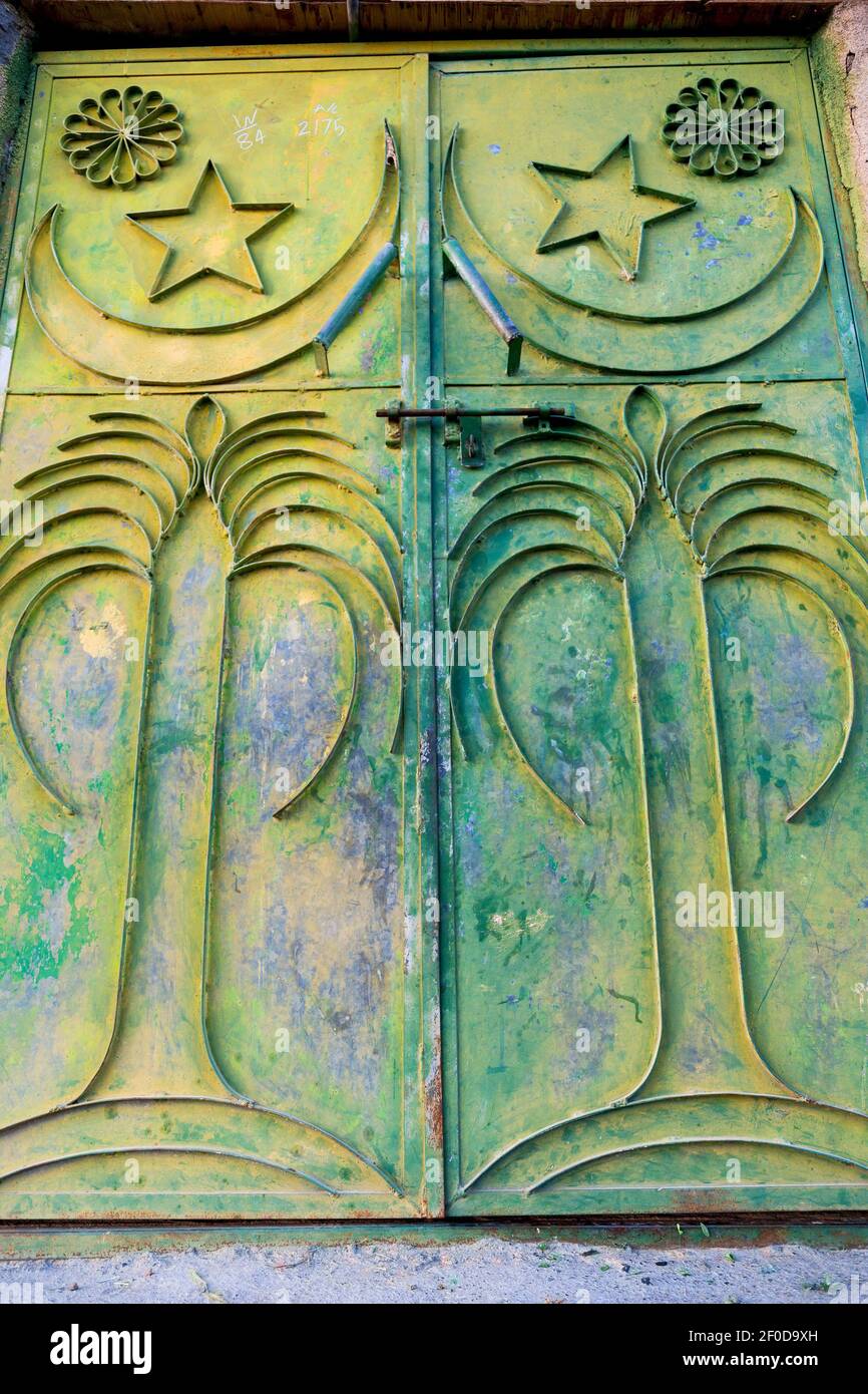 In oman the old door Stock Photo - Alamy