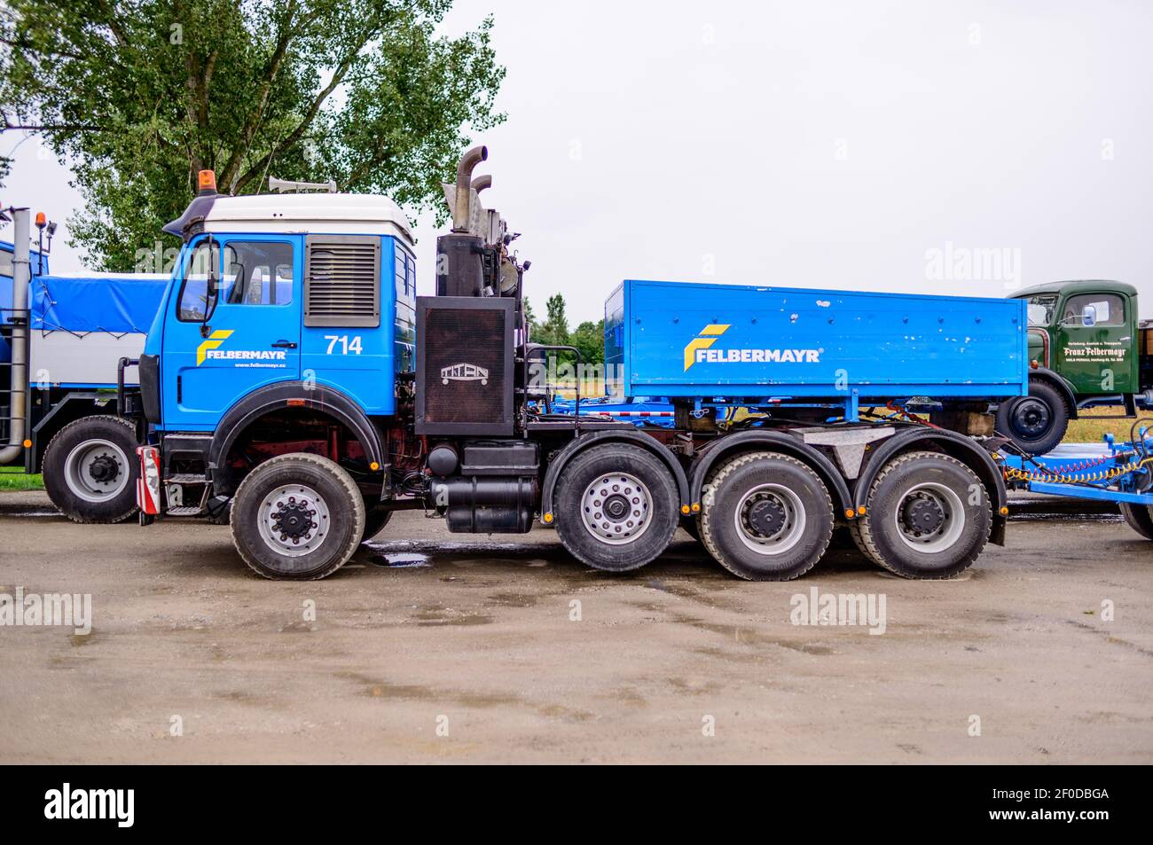 st.valentin, austria, 01 sep 2017, vintage mercedes benz heavy load ...