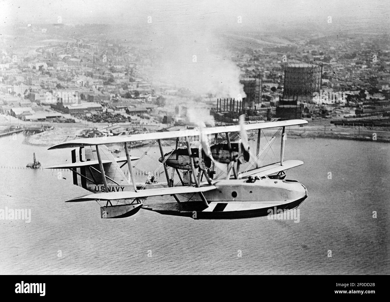 1920s flight Black and White Stock Photos & Images - Alamy
