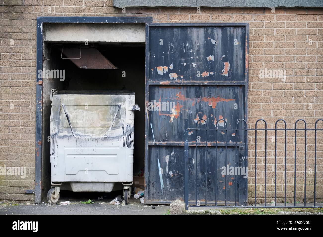 Garbage chute hi-res stock photography and images - Alamy