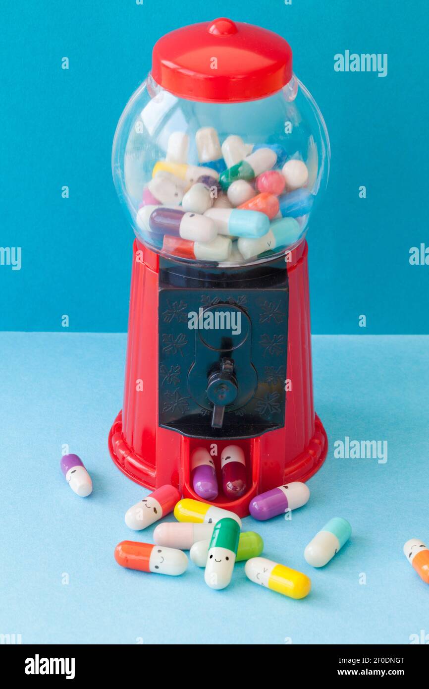 Happy pill hi-res stock photography and images - Alamy