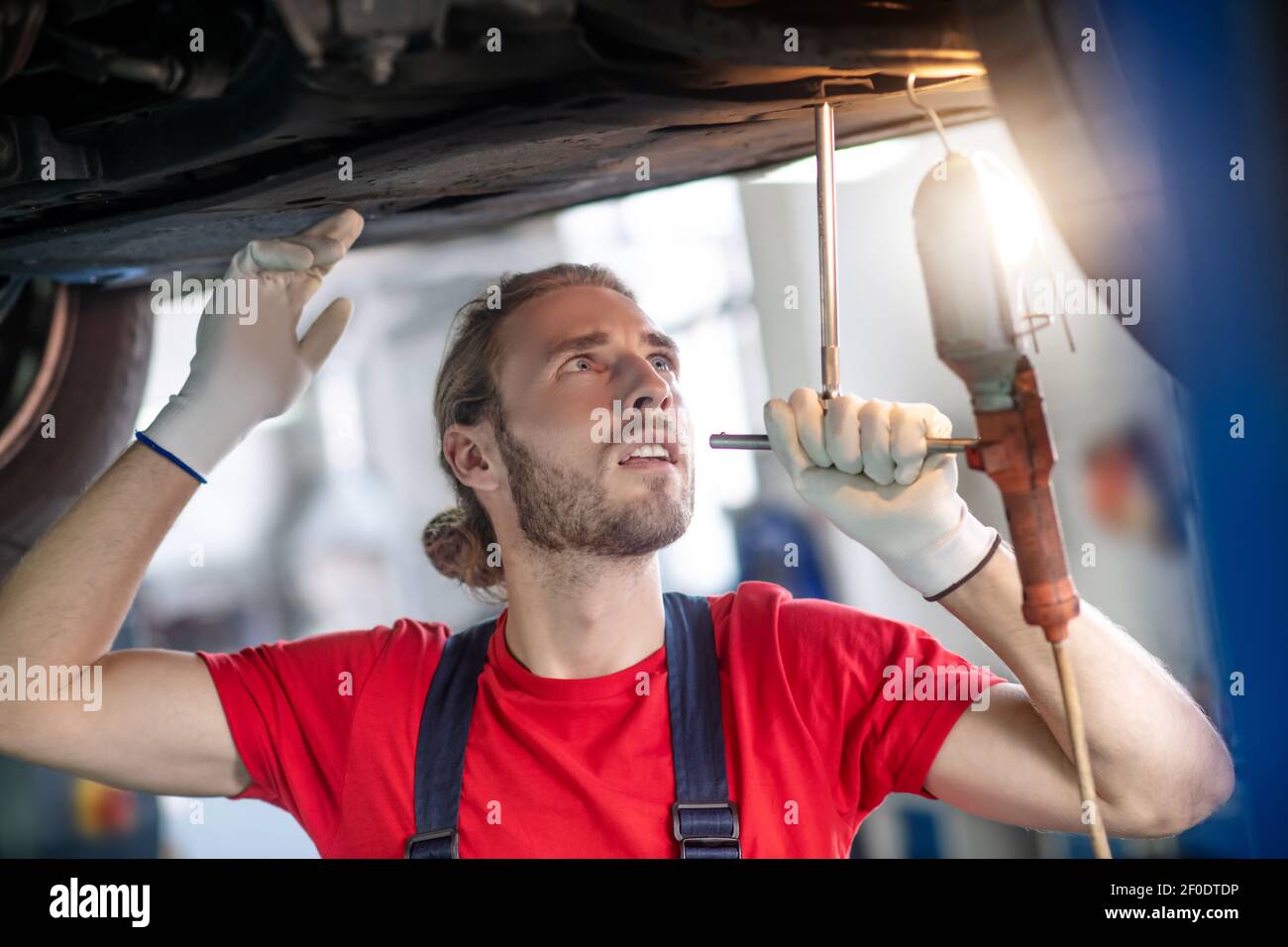 Inspecting car hi-res stock photography and images - Alamy