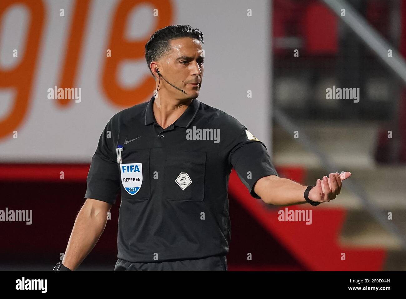 Referee serdar gozubuyuk hi-res stock photography and images - Alamy