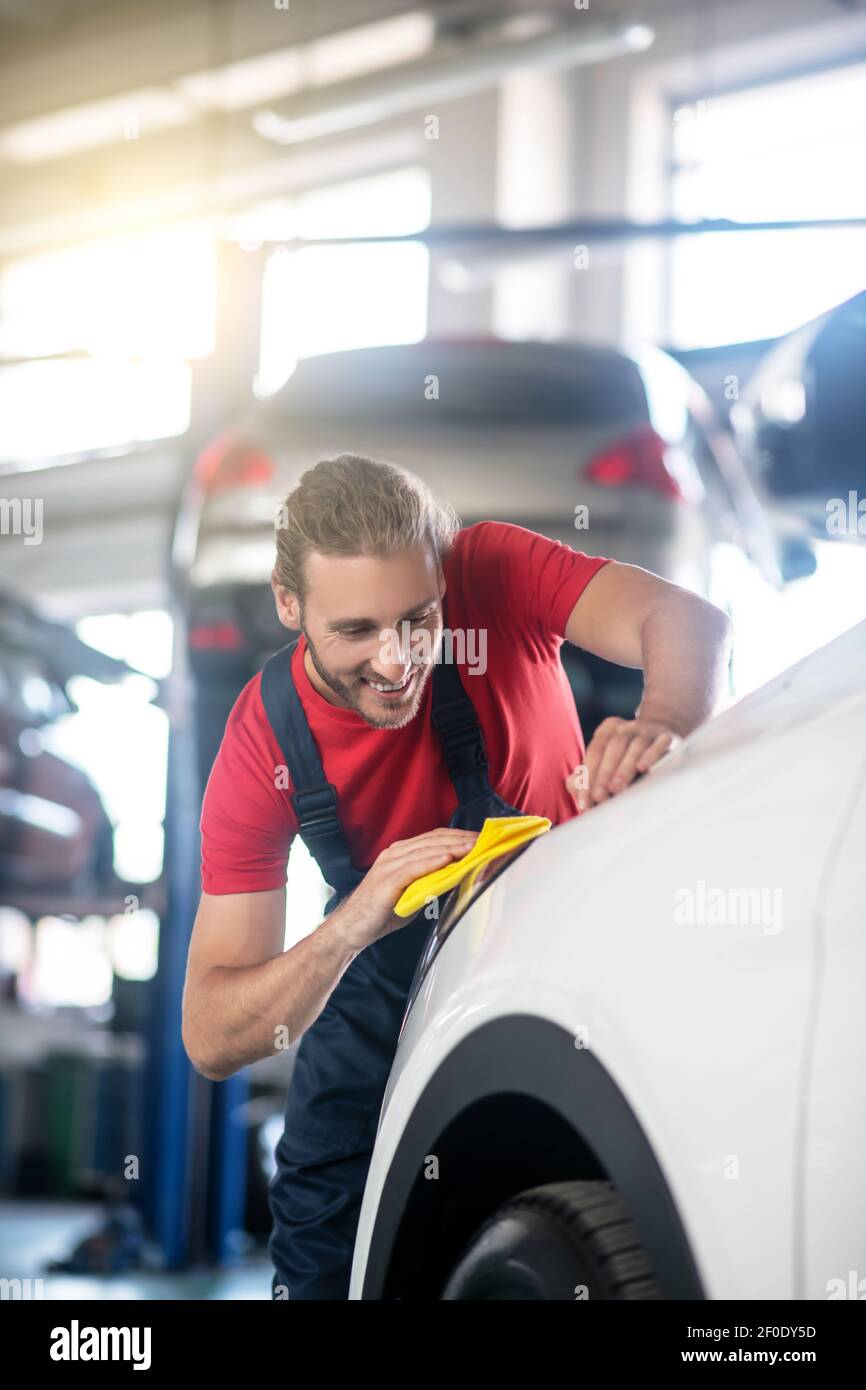 Quality car wash hi-res stock photography and images - Alamy