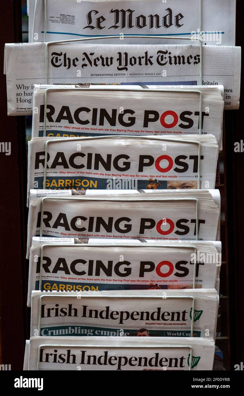The racing post hi-res stock photography and images - Alamy