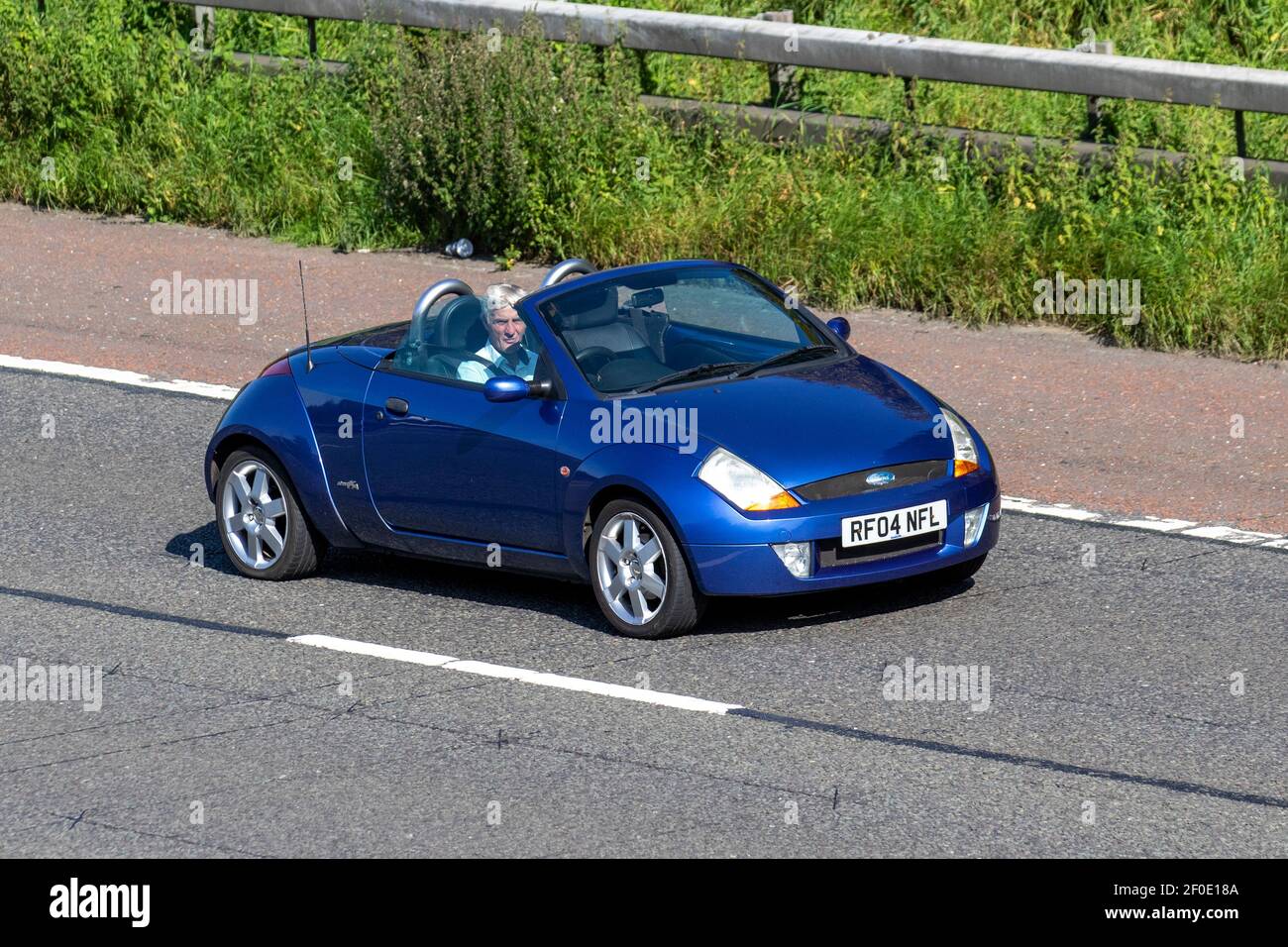 British roadster sportscars hi-res stock photography and images - Alamy