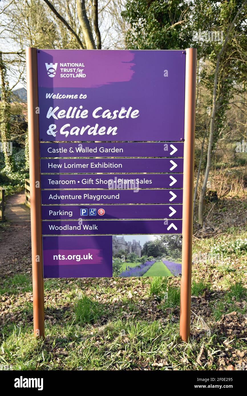 Information Board Uk Woodland High Resolution Stock Photography and ...