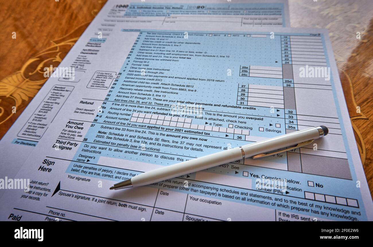 US 1040 Tax Form Stock Photo - Alamy