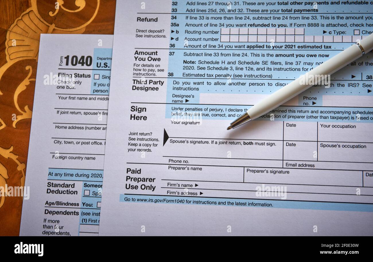 US 1040 Tax Form Stock Photo - Alamy
