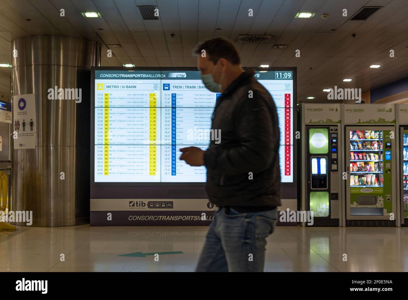 Palma de Mallorca, Spain; march 04 2021: Plaza de España Intermodal ...