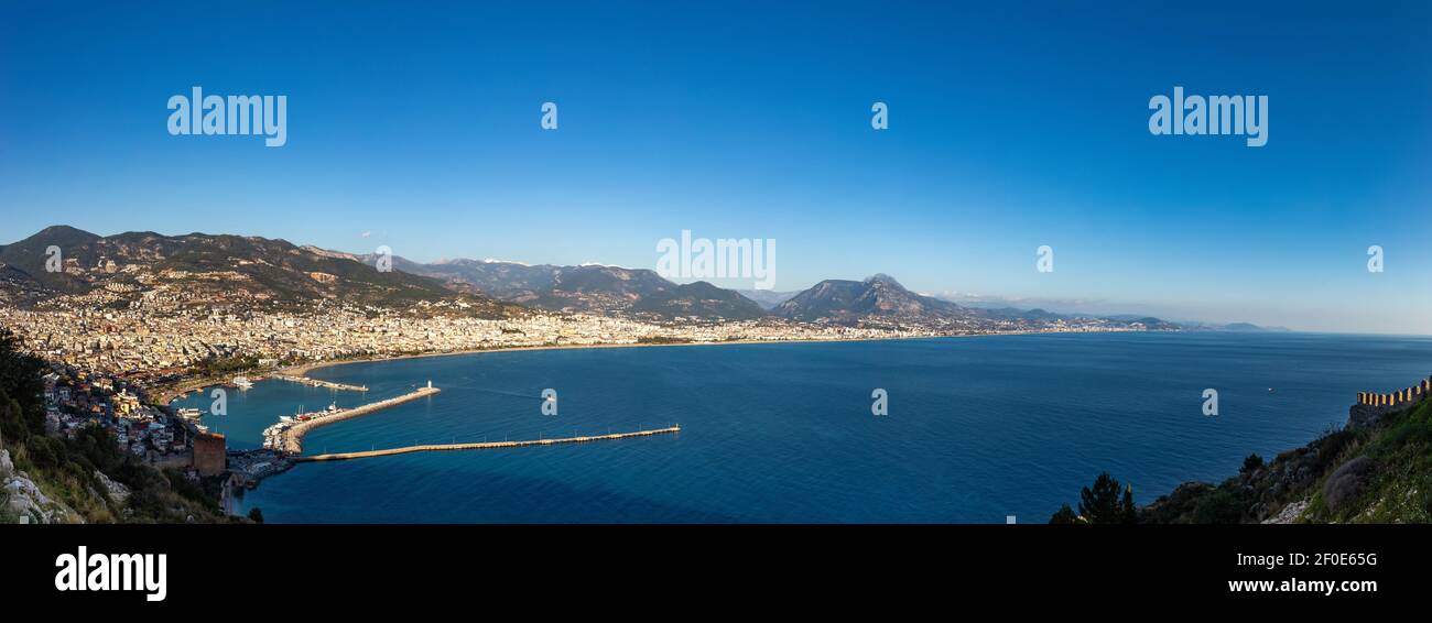 Scenic daylight and coast hi-res stock photography and images - Alamy