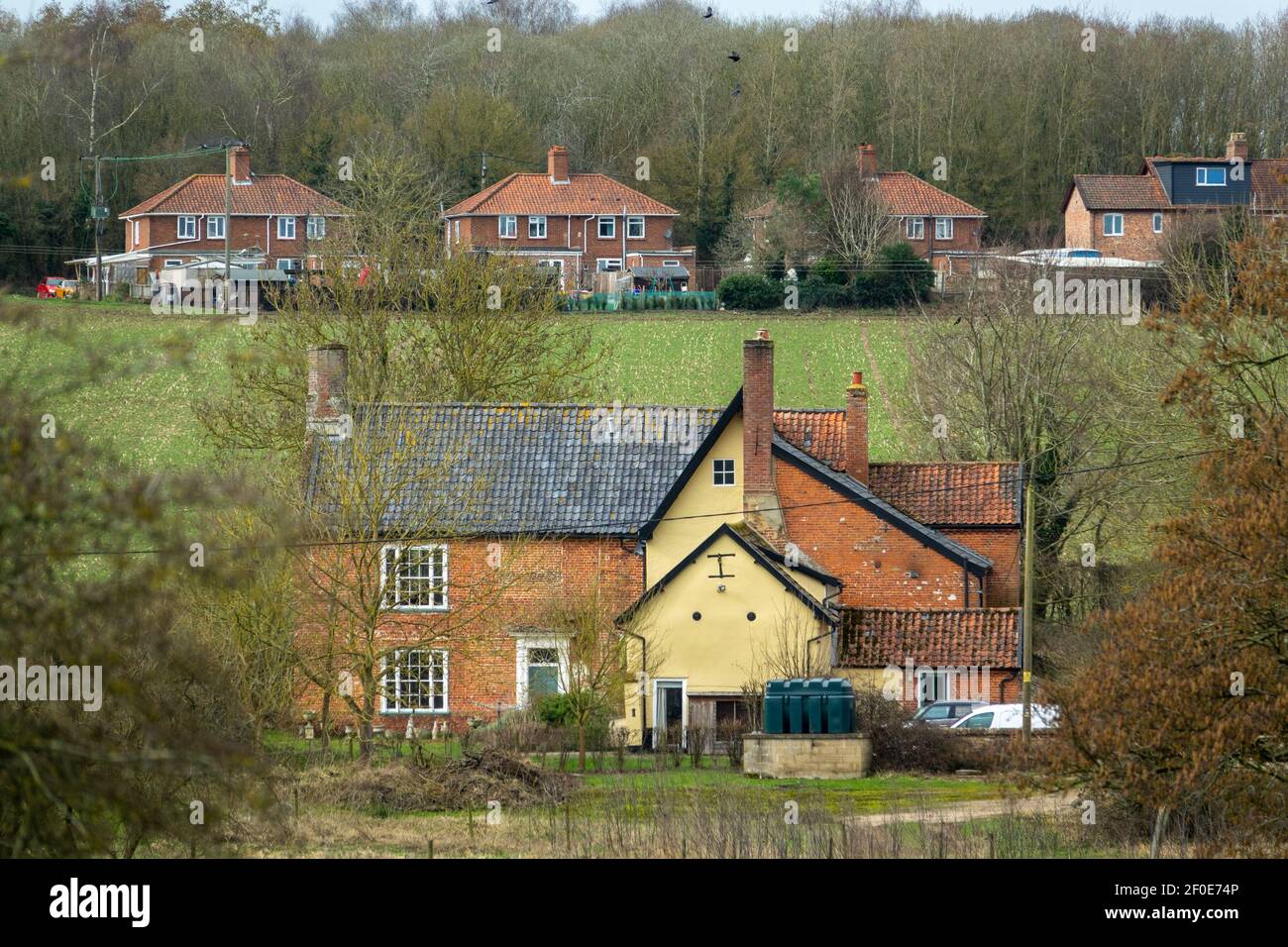 Houseing uk hi-res stock photography and images - Alamy