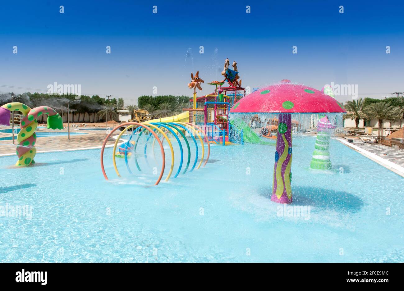 water park, Water slides, rides and slides realistic waterpark pool ...