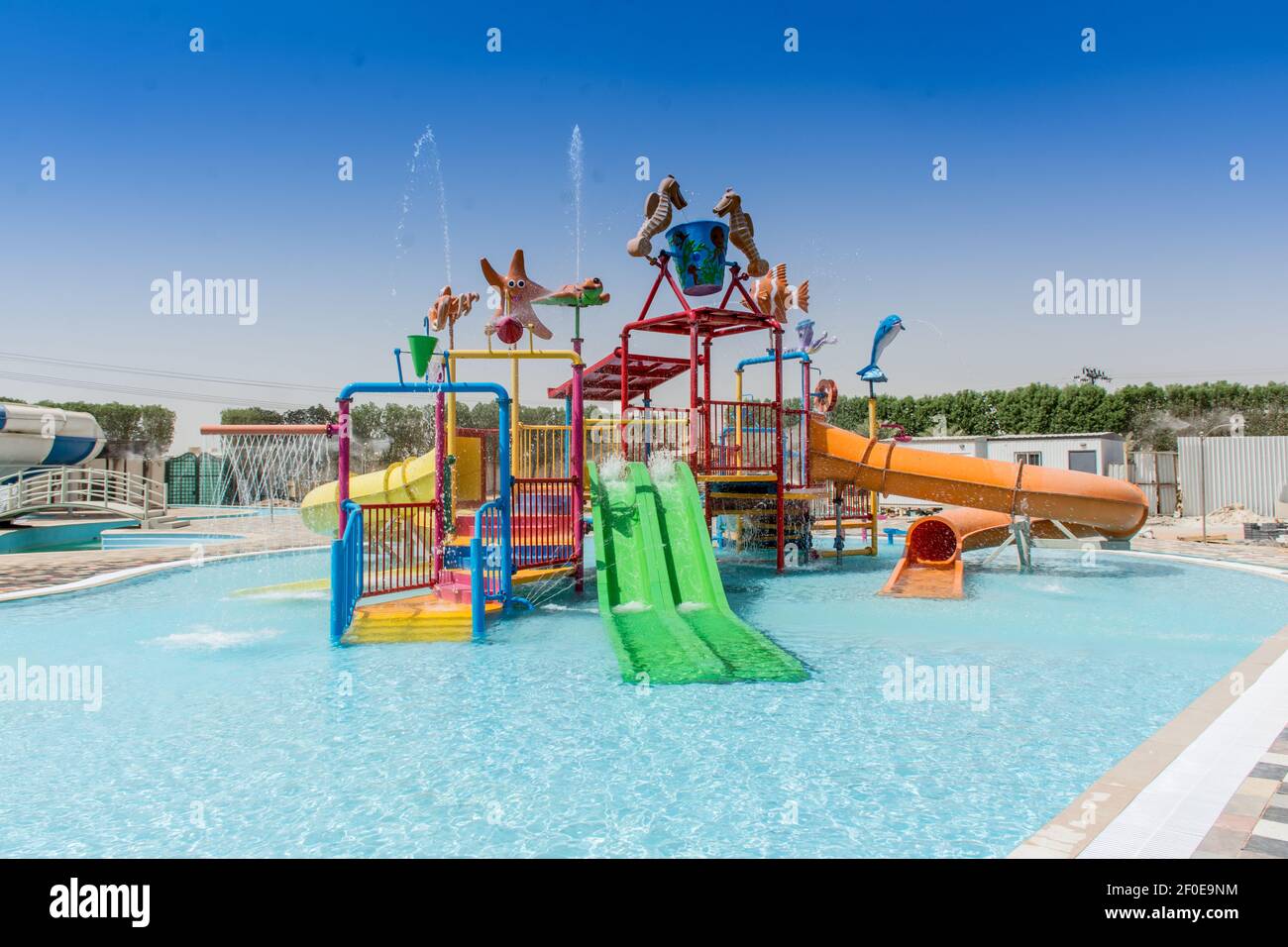 water park, Water slides, rides and slides realistic waterpark pool ...