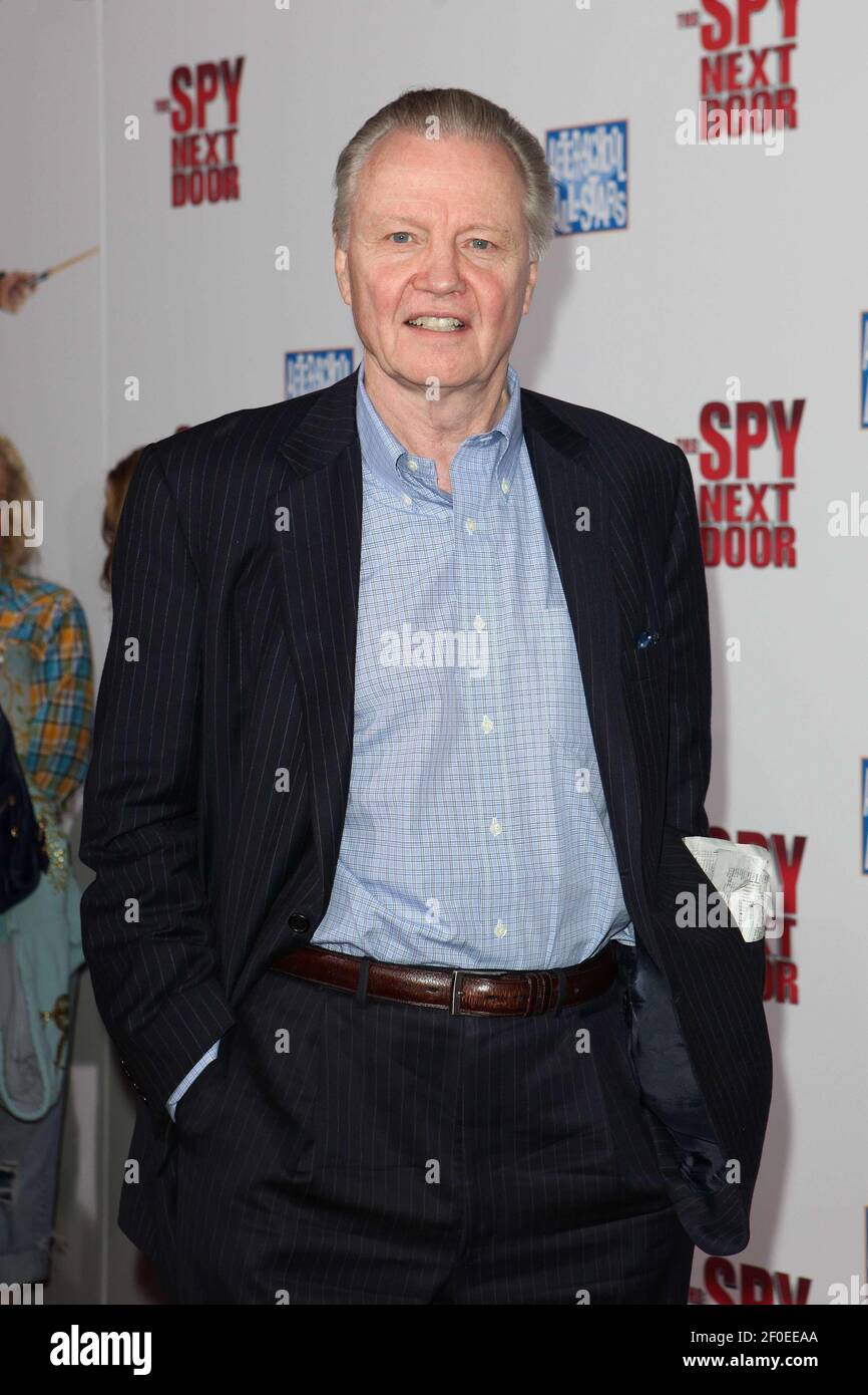 09 January 2010- Hollywood, California- Actor Jon Voight arrives at the ...
