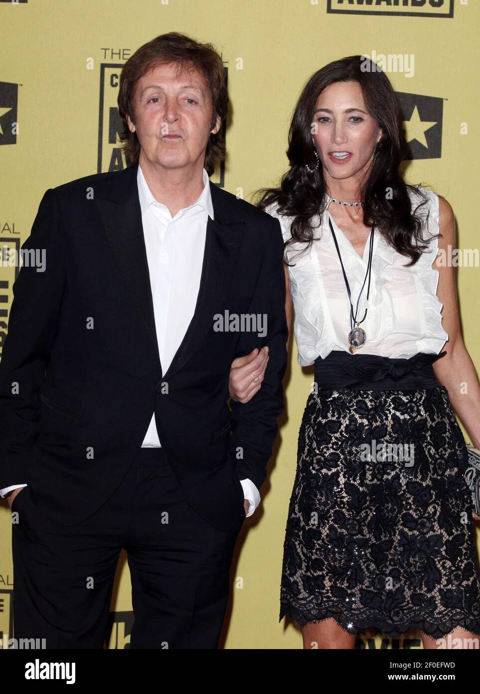 15 January 2010- Hollywood, California- Paul McCartney and Nancy ...