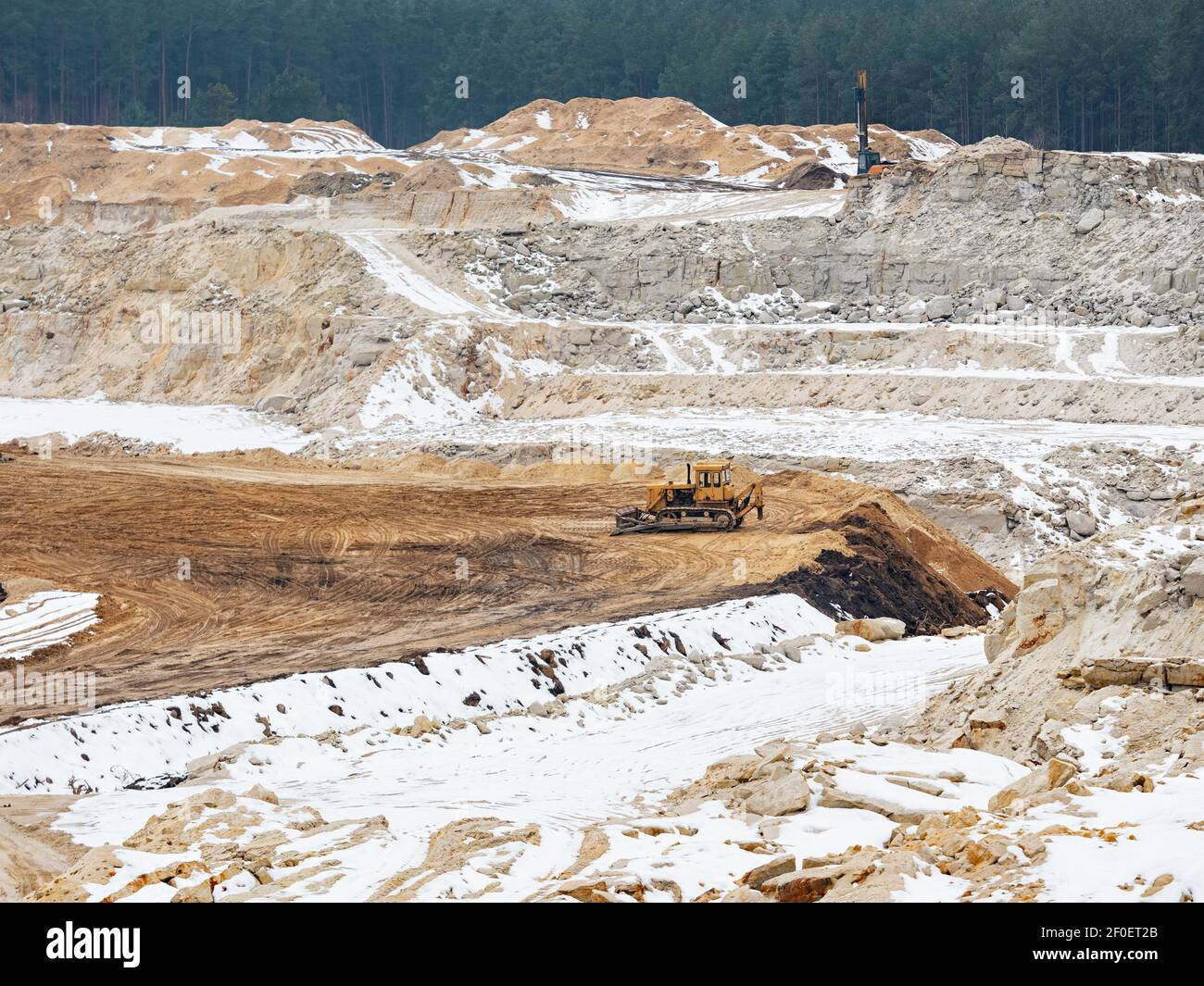 Excavating sand for glass hi-res stock photography and images - Alamy