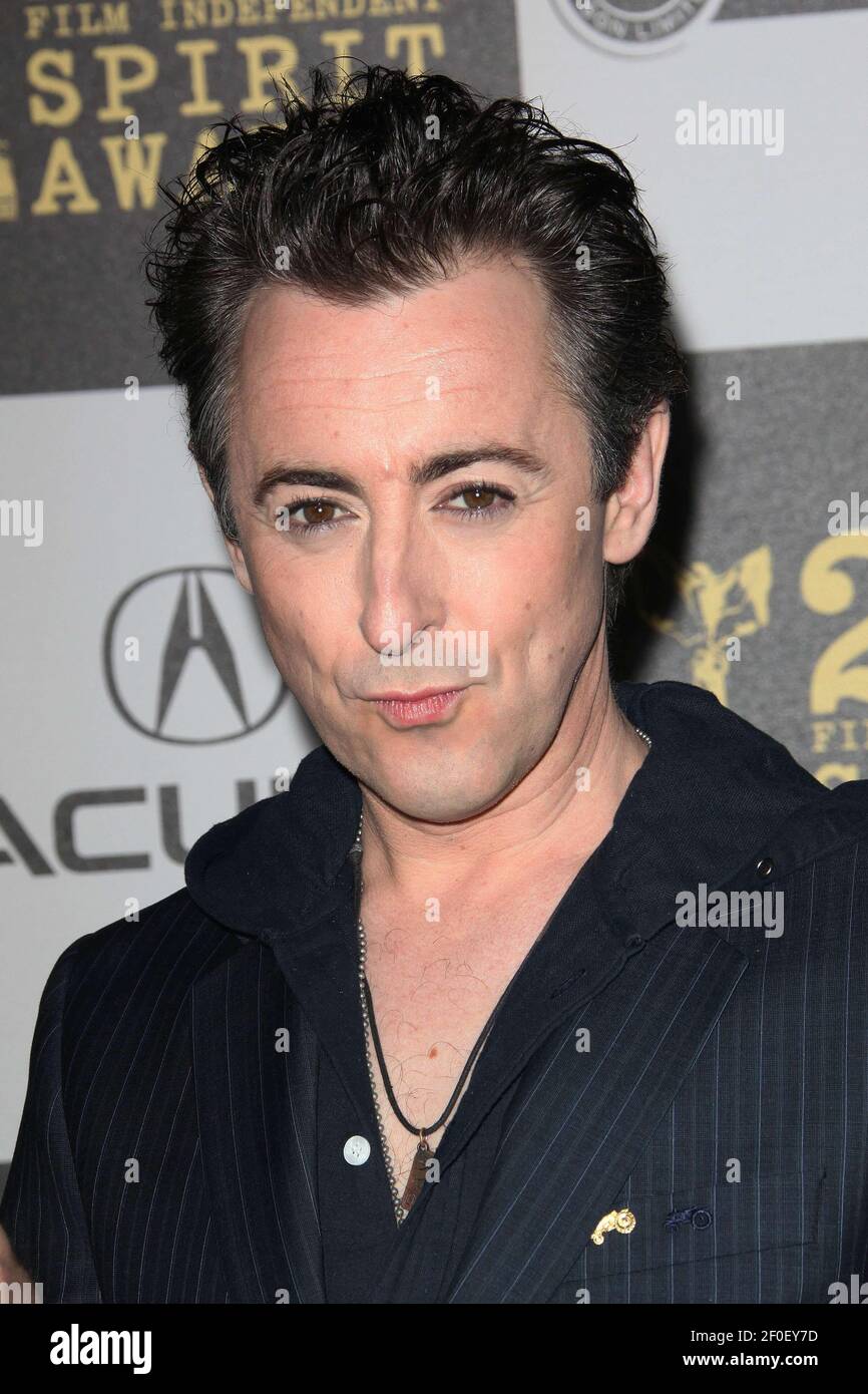 05 March 2010- Los Angeles, California- Actor Alan Cumming arrives 25th ...