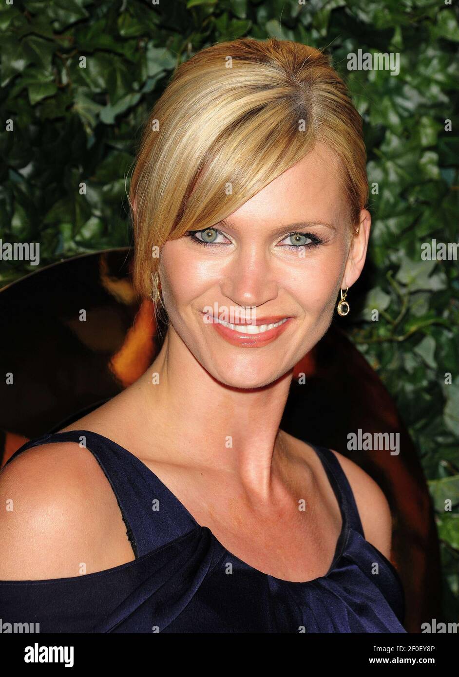 Natasha Henstridge 5 March 2010 Beverly Hills Ca Qvc Celebrates Red