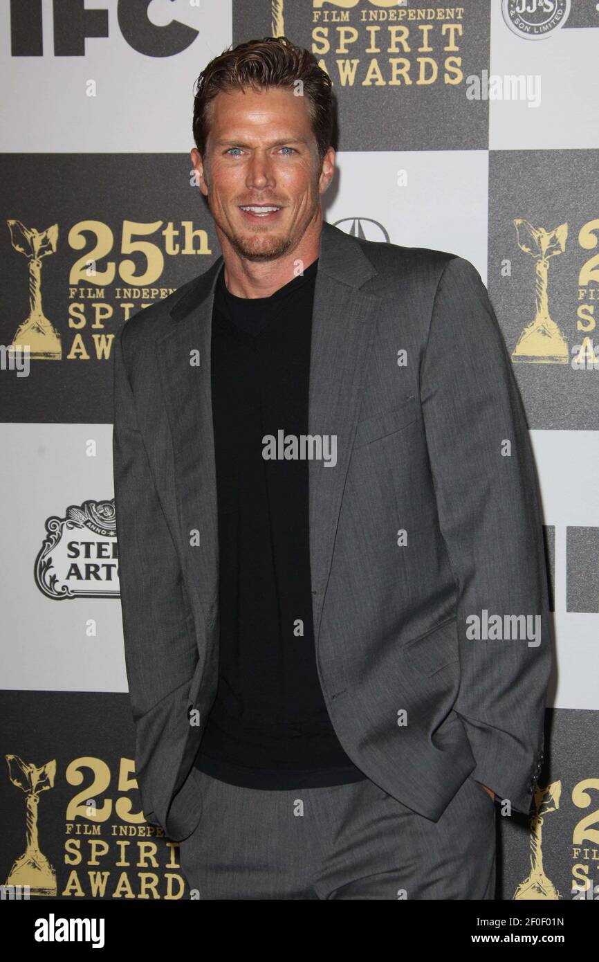 05 March 2010- Los Angeles, California- Jason Lewis arrives at the 25th ...