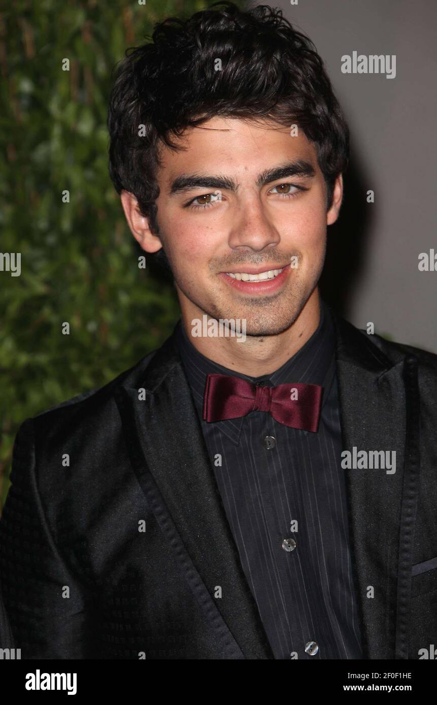Joe Jonas - 7 March 2010 - Los Angeles, California - Vanity Fair Oscar ...