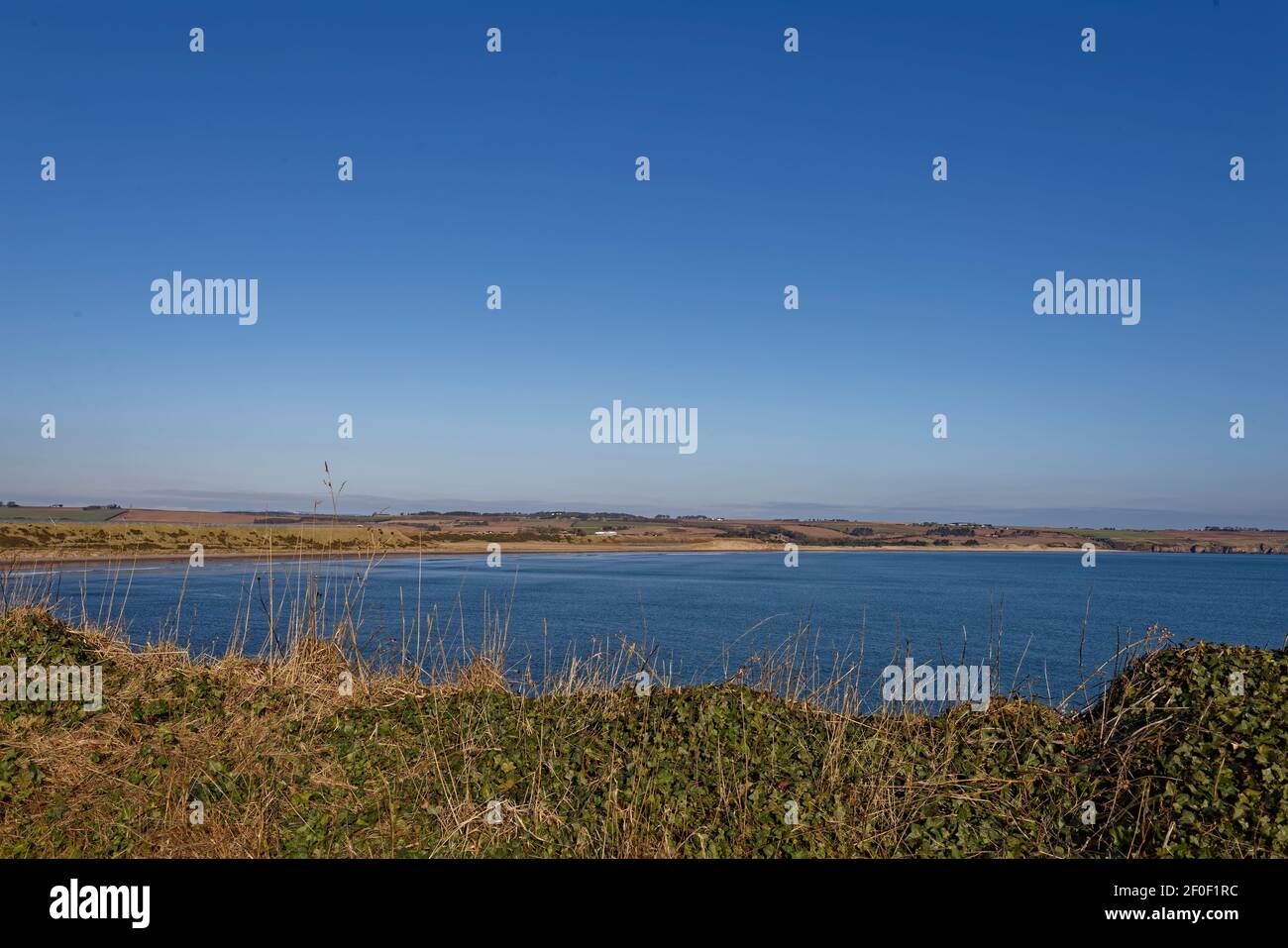 Beautiful sandy beaches on scottish hi-res stock photography and images ...