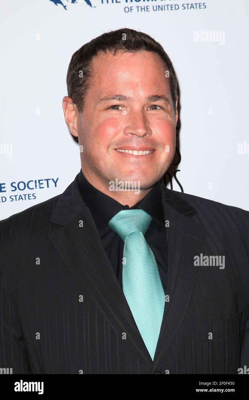20 March 2010- Beverly Hills, California- Jeff Corwin arrives at the ...