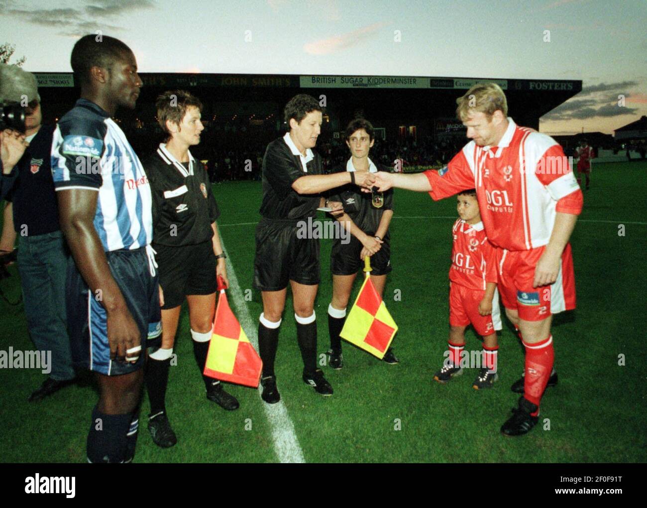 REFEREE WENDY TOMS JANIE FRAMPTON (LEFT) AMY RAYNER WITH PAUL WEBB ...