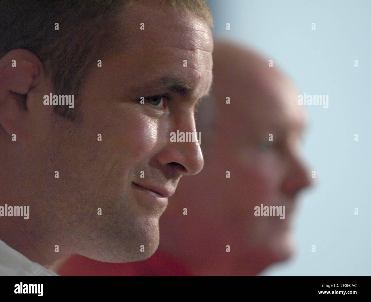 ENGLAND TRAINING FOR THE WORLD CUP FINAL IN THE STADE DE FRANCE. 19/10 ...