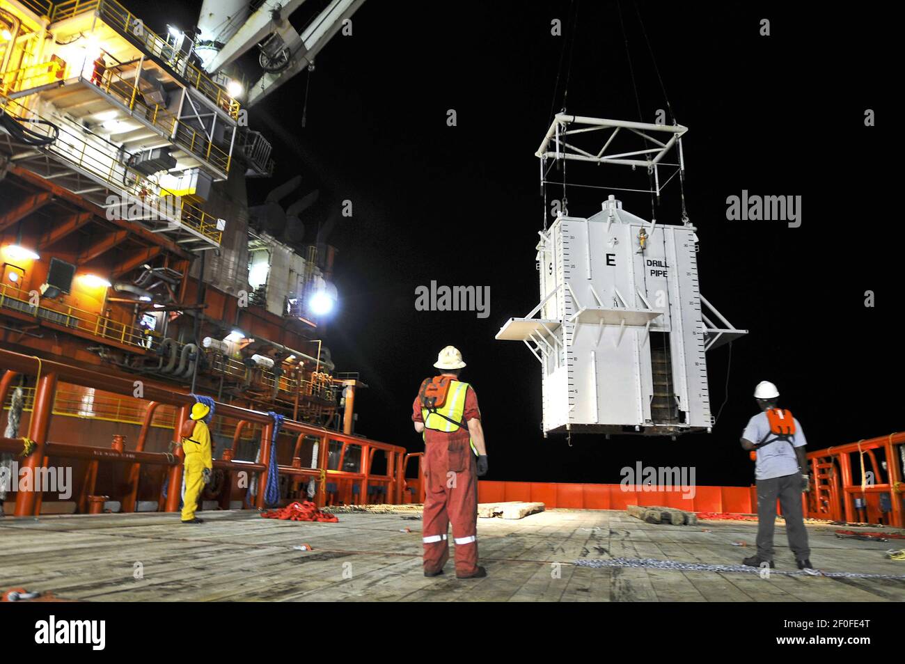 6 May 2010 - Gulf of Mexico - Crewmen aboard the motor vessel Joe ...