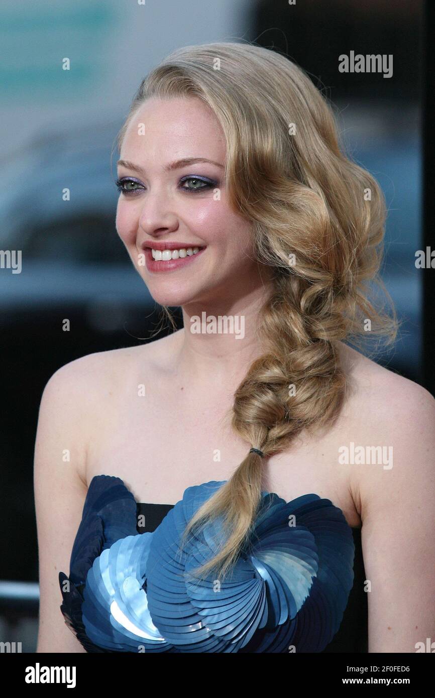 11 May 2010- Hollywood, California- Actress Amanda Seyfried arrives at ...