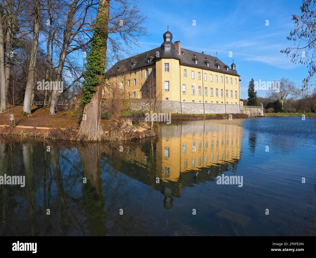 Europa mirroring hi-res stock photography and images - Alamy