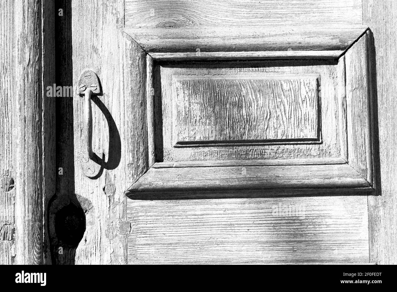 Old door and ancien wood closed house antique hinge Stock Photo - Alamy