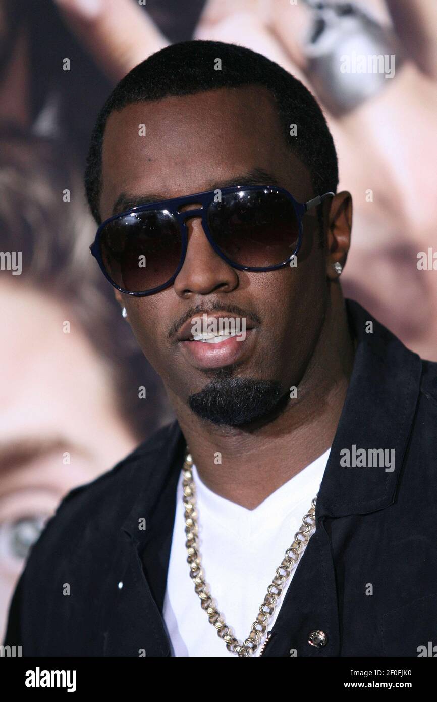 25 May 2010- Los Angles, California- Sean Combs arrives at the premiere ...