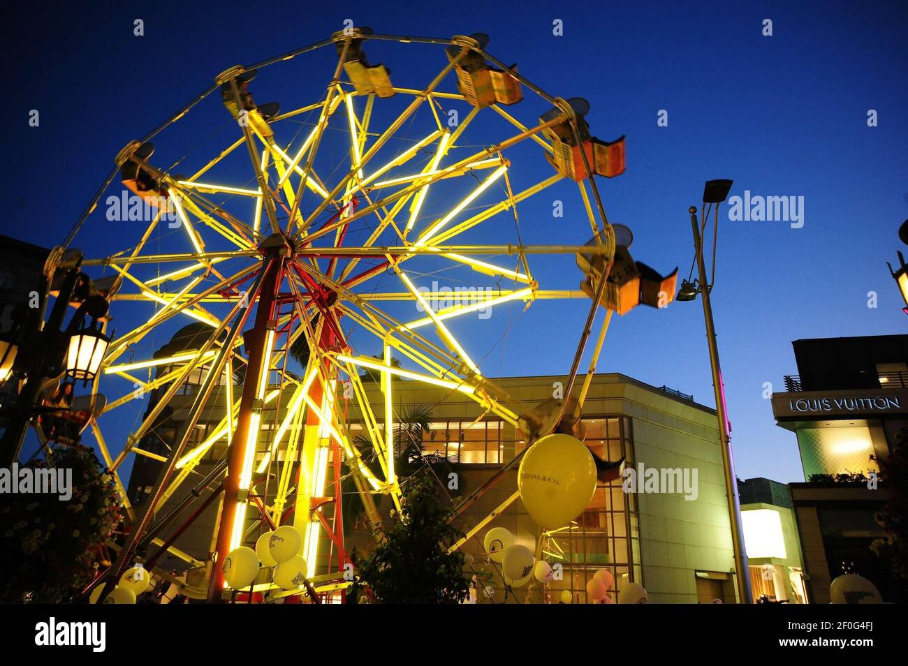 First ever four story ferris wheel on Rodeo Drive. 10 September 2010 ...