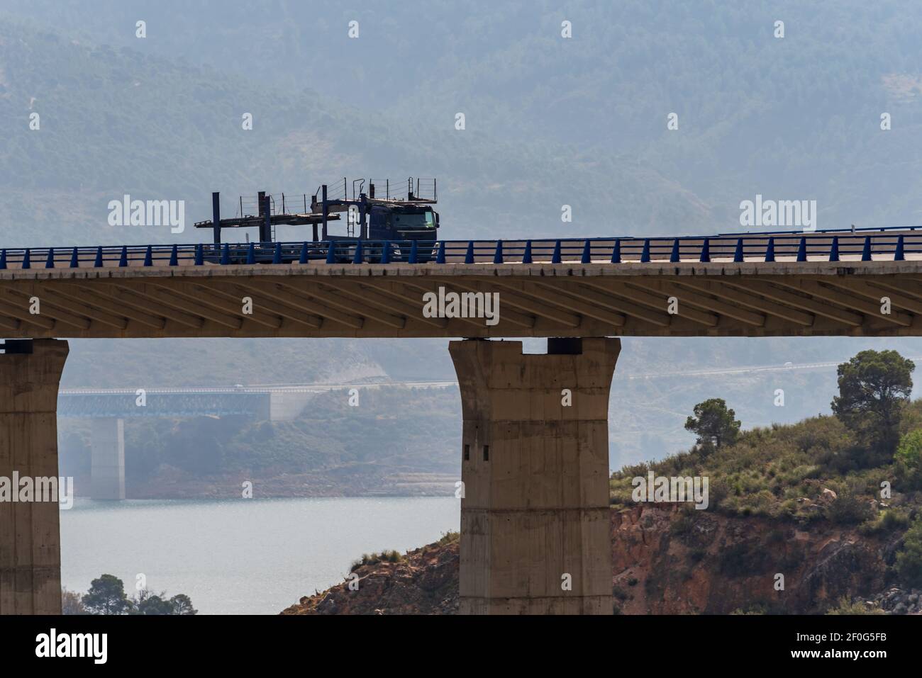 Car transporter delivery hi-res stock photography and images - Alamy