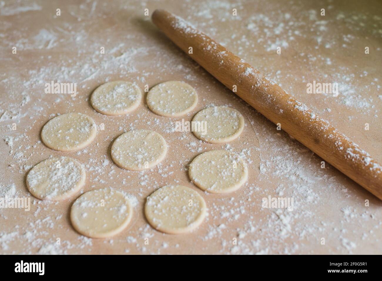 Dough circles hi-res stock photography and images - Alamy