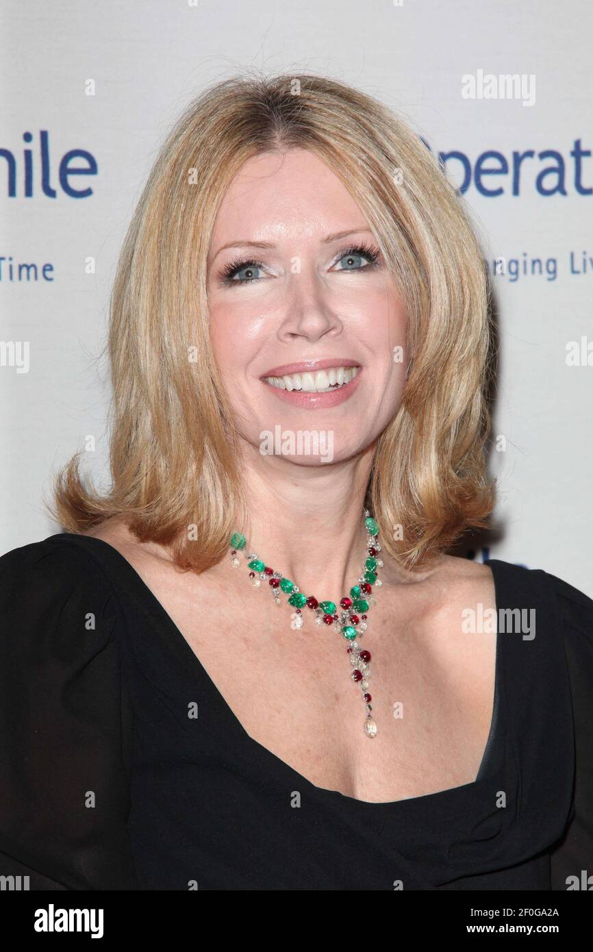 24 September 2010 - Beverly Hills, CA - Susan Casden arrives to the 9th ...