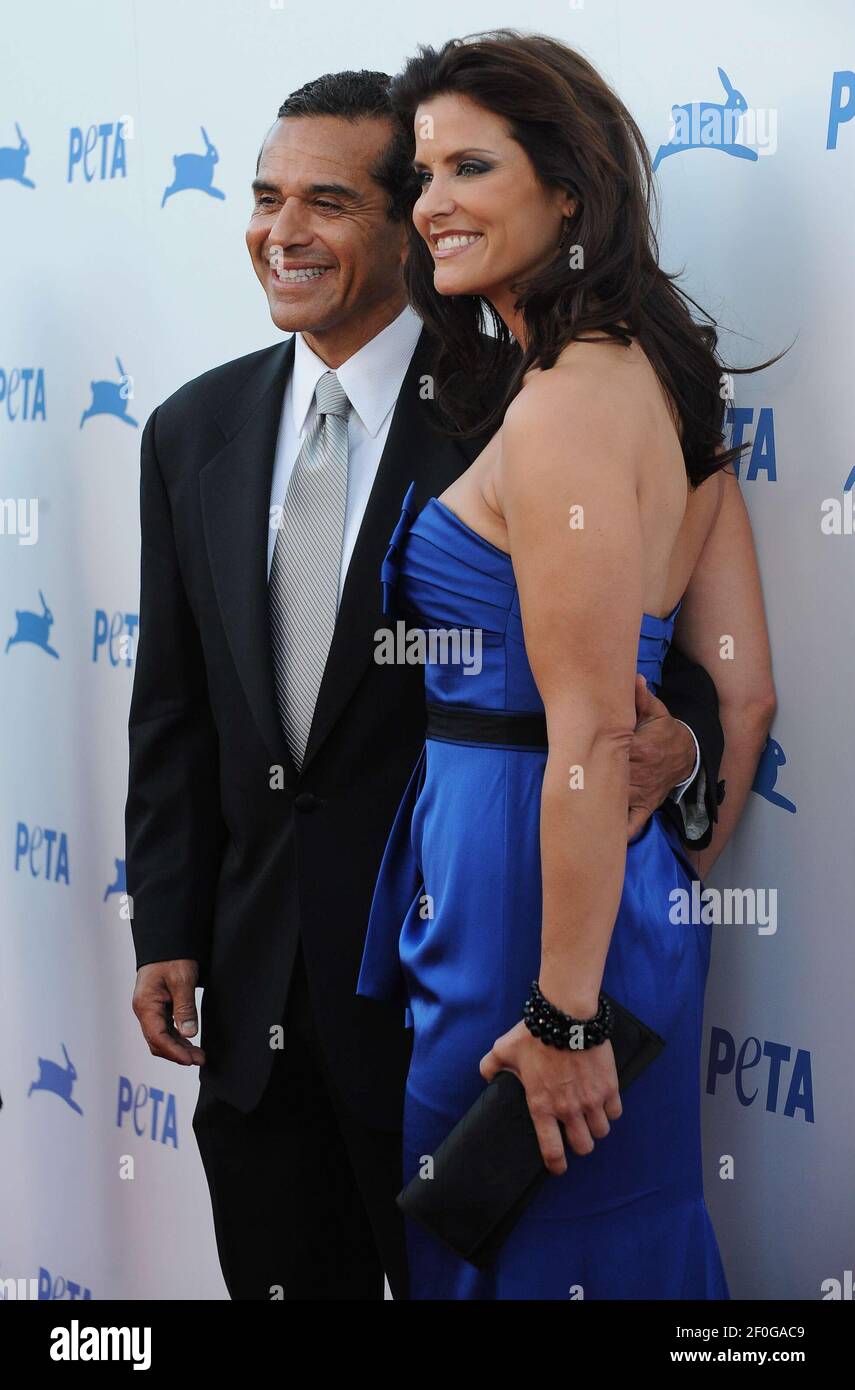Antonio Villaraigosa and Lu Parker. 25 September 2010, Hollywood, CA ...