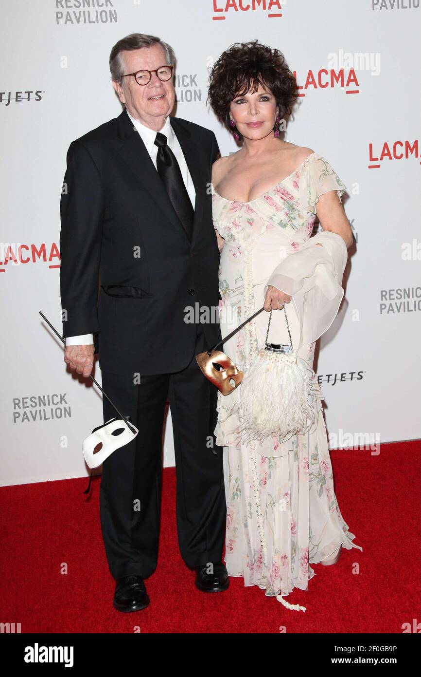 25 September 2010 - Los Angeles, CA - Carole Bayer Sager arrives to LACMA's "The Unmasking" The ...