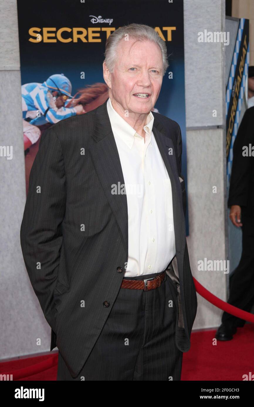 30 September 2010 - Hollywood, CA - Jon Voight arrives at the premiere ...
