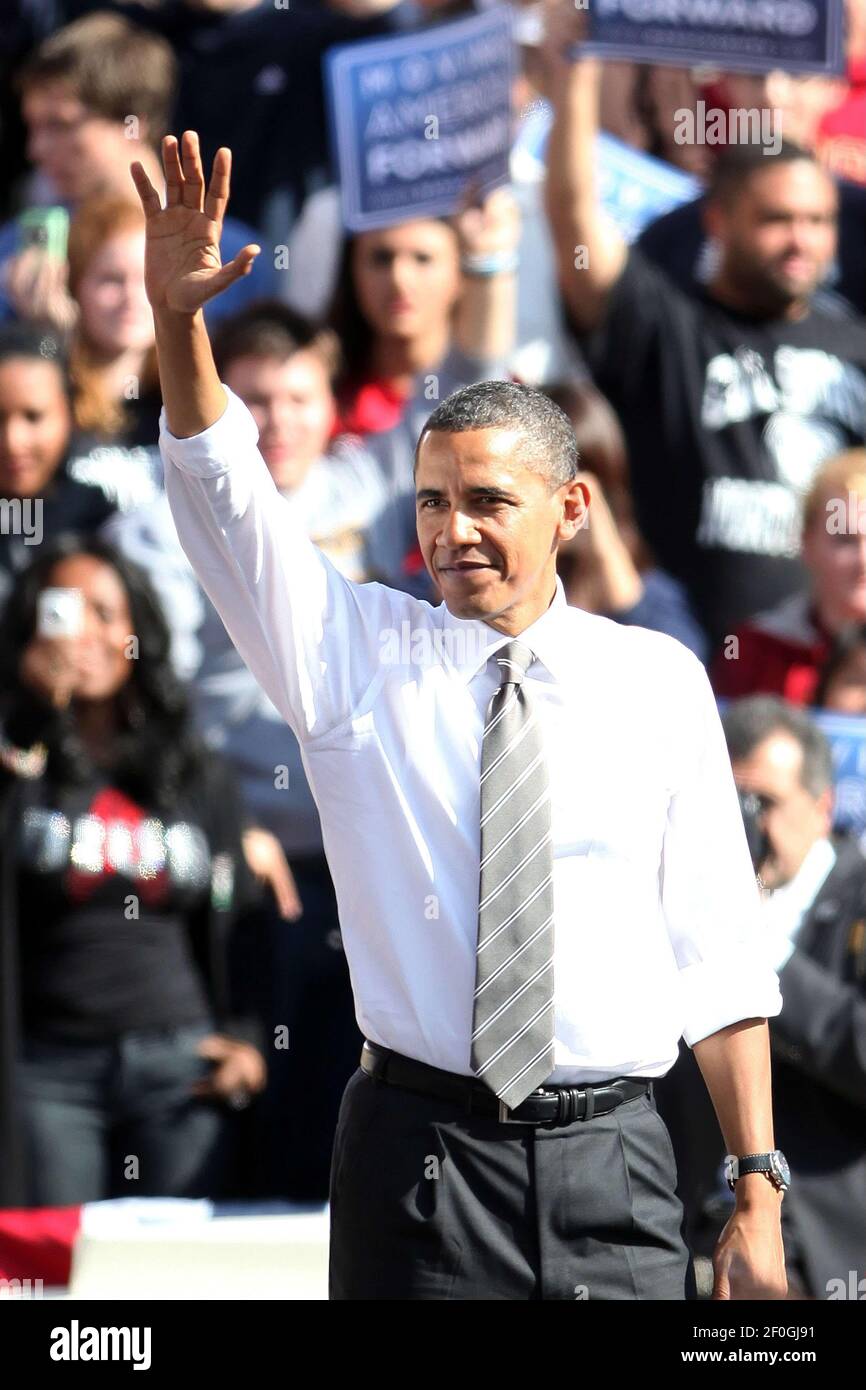 22 October 2010 - Los Angeles, CA - President Barack Obama speaks ...