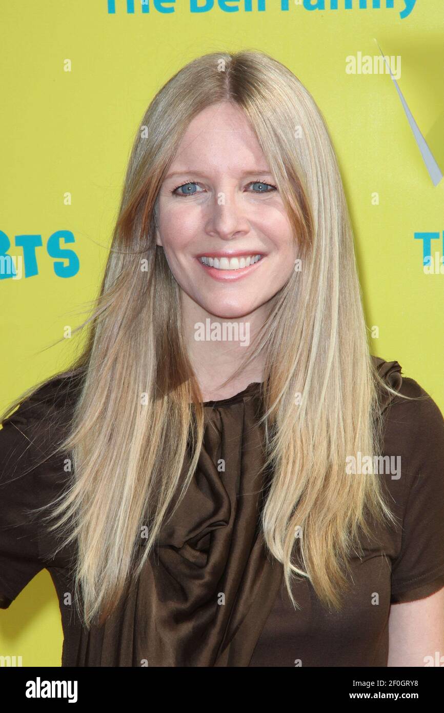 07 November 2010 - Santa Monica, CA - Lauralee Bell arrives to the PS ...
