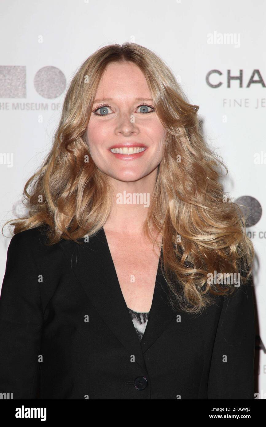 13 November 2010 - Los Angeles, CA - Lauralee Bell arrives to the MOCA ...