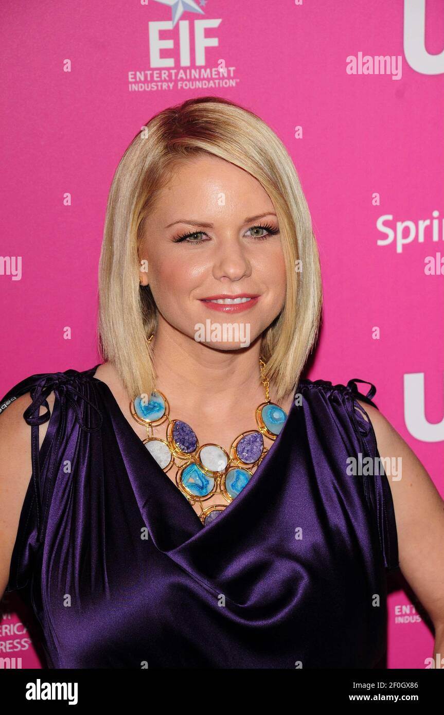 Carrie Keagan Hot